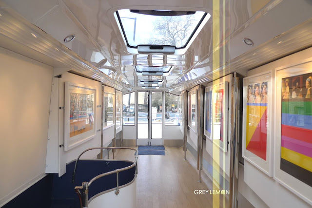 GREY LEMON: Peter Blake Art Bus