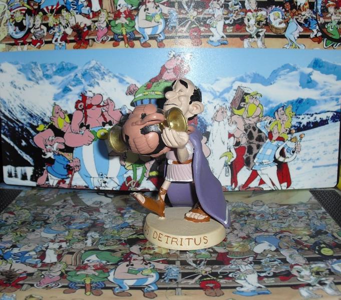 jual figures asterix, smurf, dan tokoh komik eropa: Asterix - Tullius ...