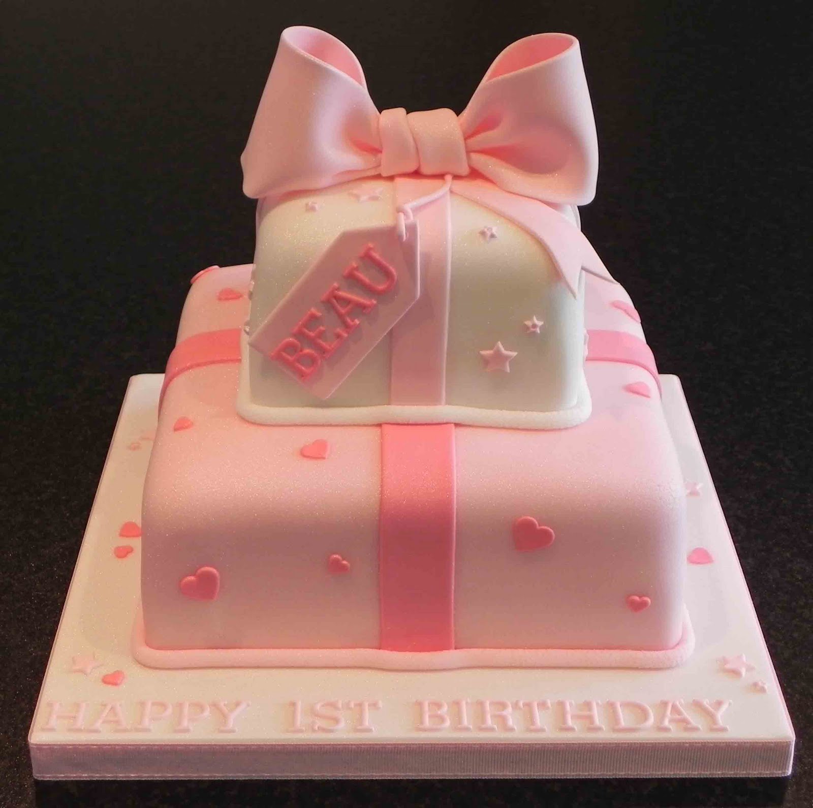 Cake by Lisa Price: Parcel cake