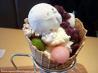 Joyfull and mimi usagi - Kochi, Japan - Vegas and Food