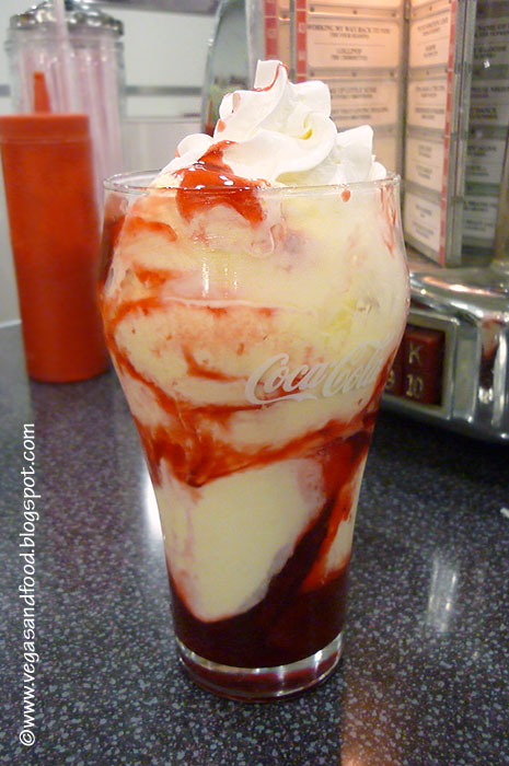Johnny Rockets desserts - Vegas and Food
