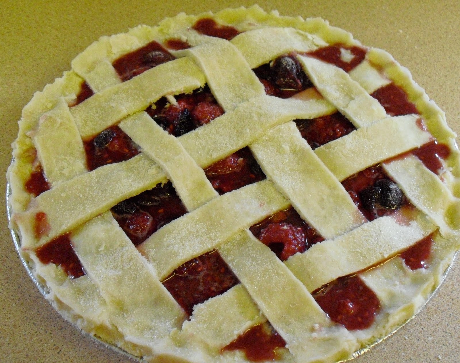 For the Love of Cooking!: Cherry Raspberry Pie