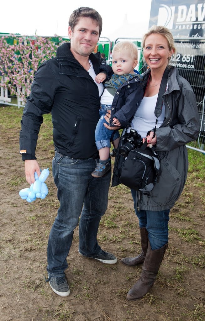 My Very Interesting Blogger: December 2010