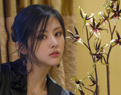 Models in Bikini: Cute Taiwan Girl Yanni Wang