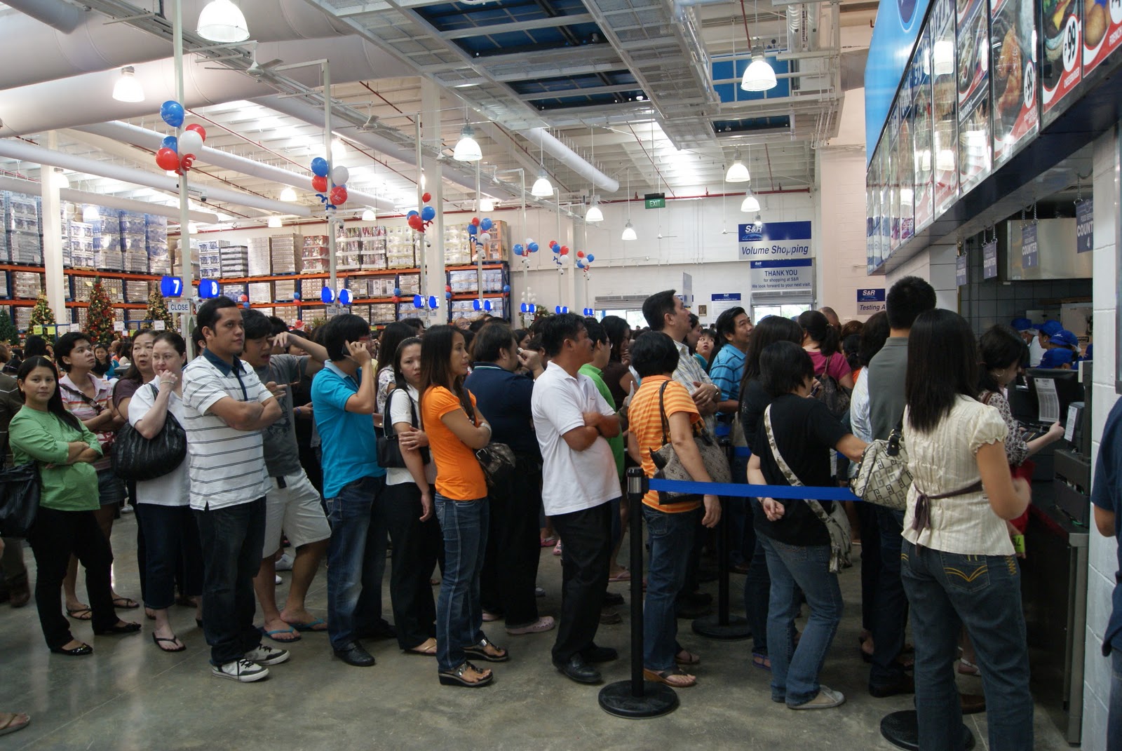 S & R opens it Cebu Branch