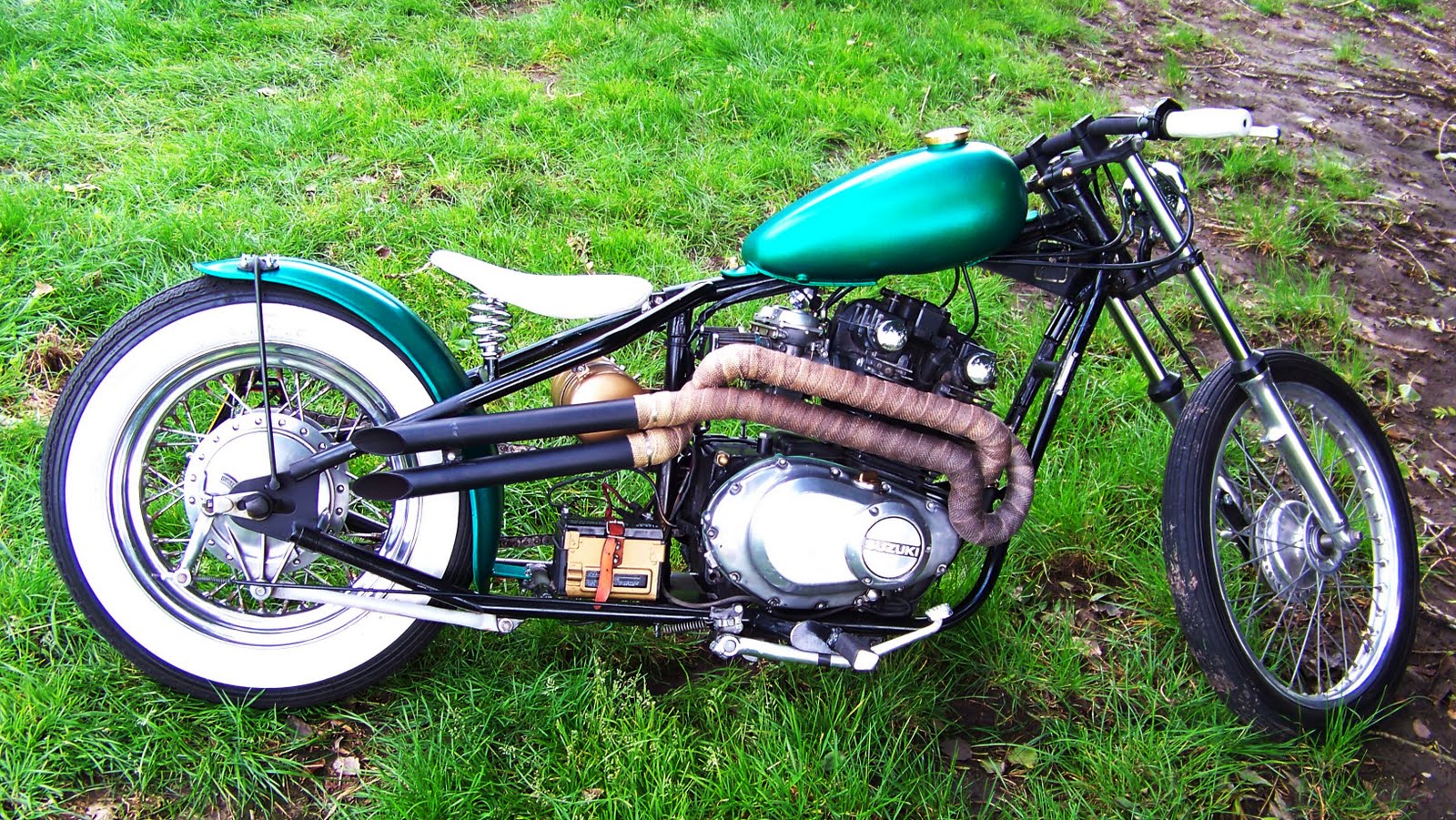 MOTORCYCLE 74: Rockabilly day Belgium 2010