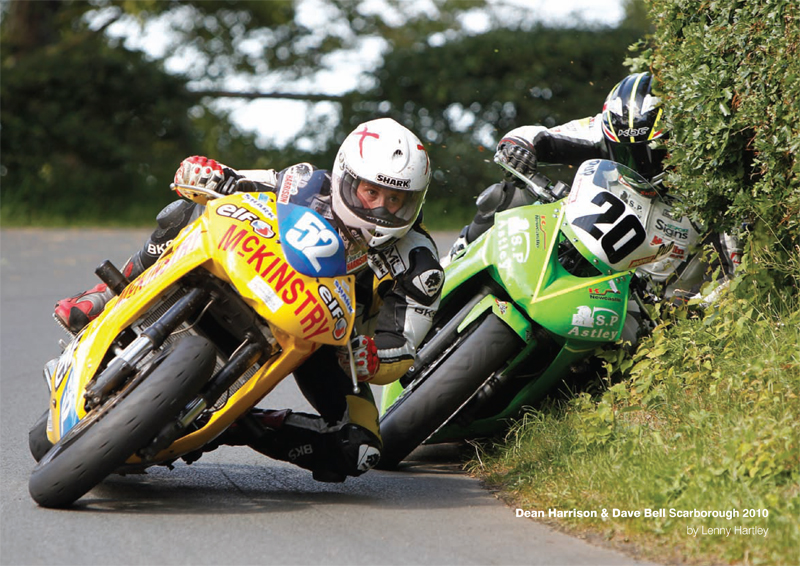 MOTORCYCLE 74: Close racing