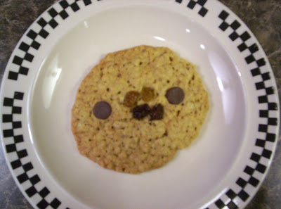 Almost Unschoolers: Atomic Oatmeal Cookies - Edible Atoms