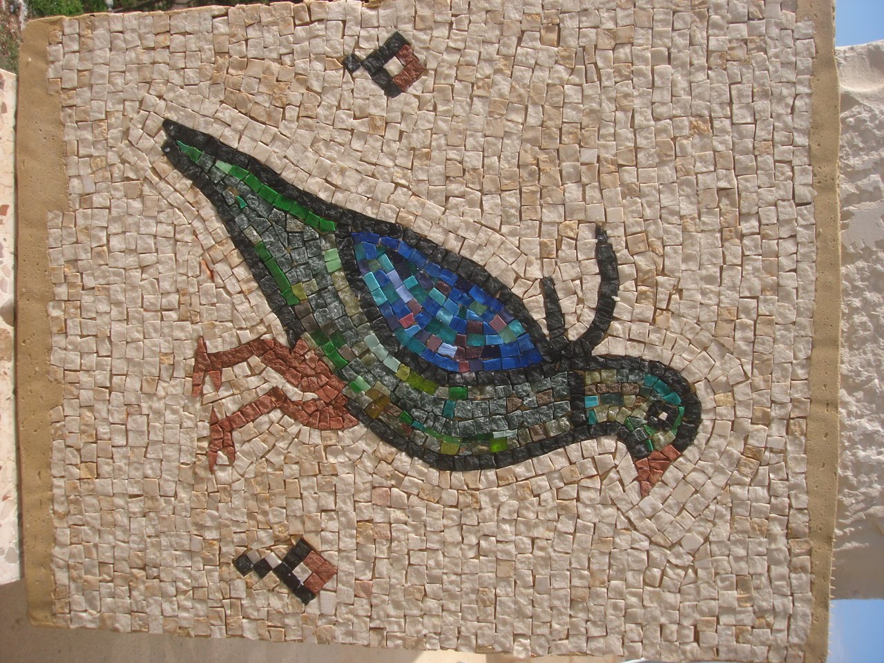 MOZALIZA Claude Feghali Mosaiste: detail mosaique aux oiseaux
