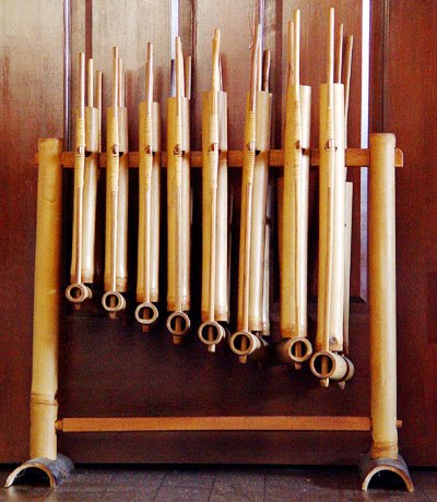 Indonesian Traditional Art: Angklung