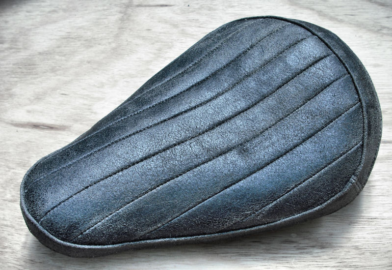 Caulfield Leather - Custom Motorcycle Seats: Classic Bates Style Seats