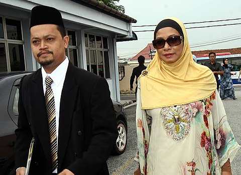 KHIDMAT NASIHAT SYARIAH DAN GUAMAN SYARIE