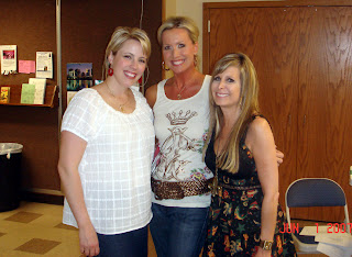 Mrs. Minnesota America 2006: JUNE 1, 2007 BLOCKING REHEARSAL FOR MRS ...