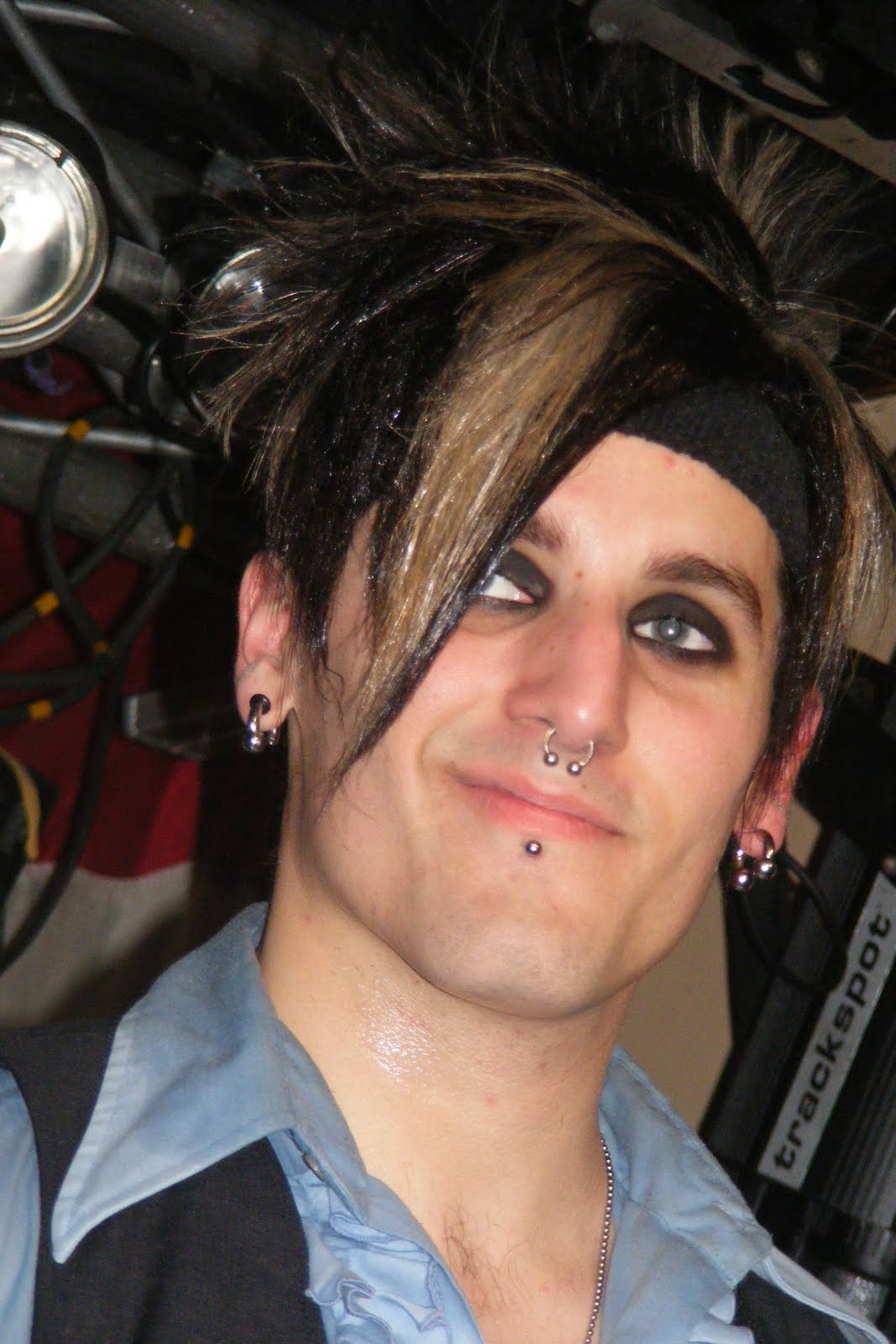 The Velcro Pygmies Diaries: Artist Spotlight: Zach "Angel" Sanders