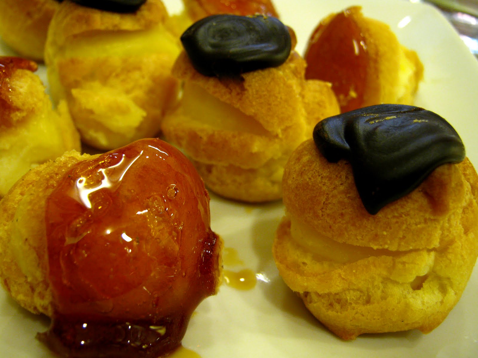 Lutong Cavite : Dulcinea's Mini Cream Puffs