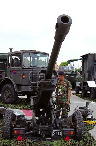 Franch LG1 Mark II Howitzer Artillery By Giat Technologies Military ...