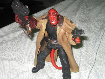 Rory's Toy Den and Reviews: Hellboy 2 movie figure from Neca