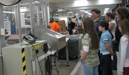 Texas Kirkwoods: Mary Kay Manufacturing Tour