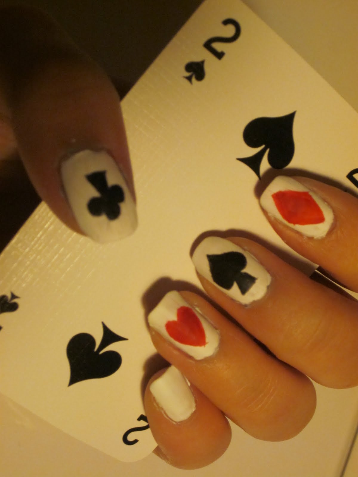 Belongle: Poker nails