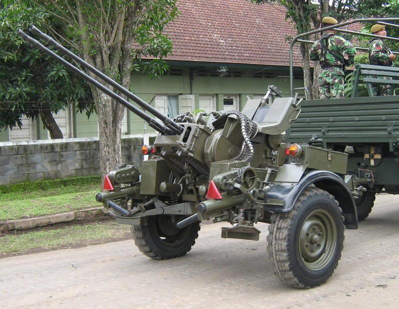 Komando Militer: Meriam Rheinmetal 20mm TNI