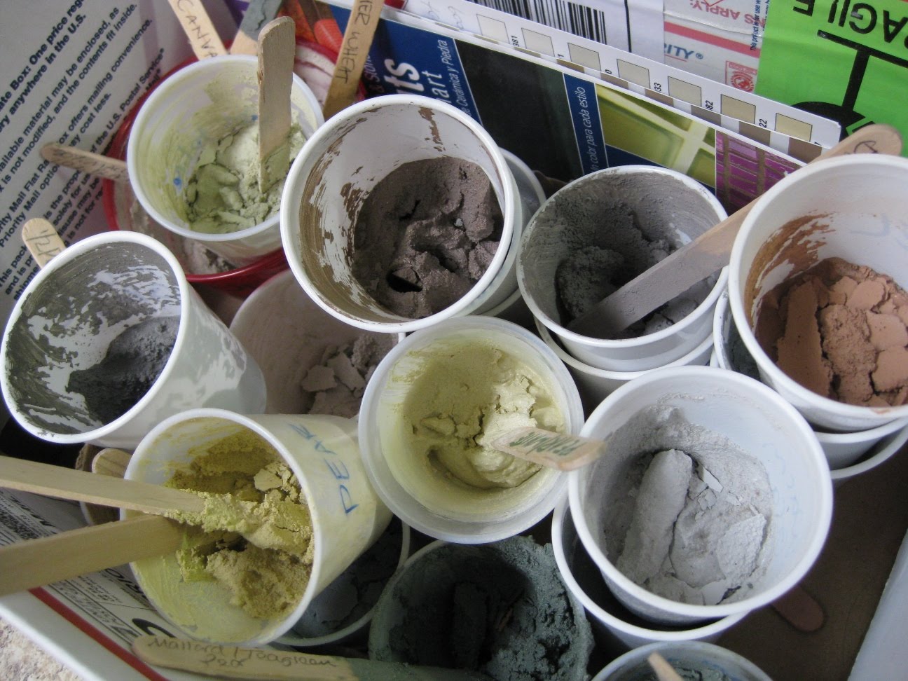 MosaicSmith: Thoughts on how to choose a grout color, or colors