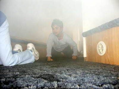 Domino: WHAT TO DO IN A FIRE