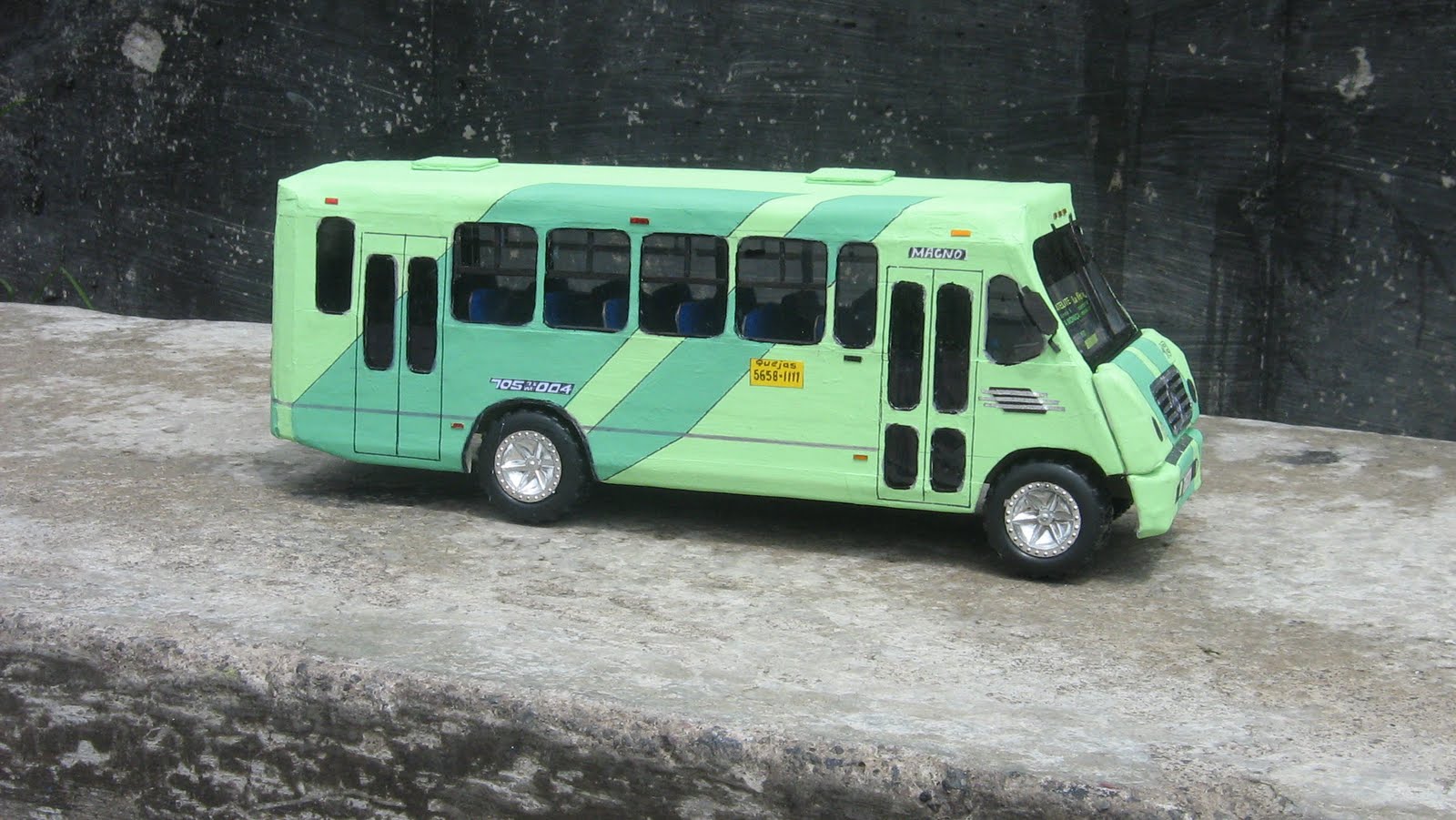 Gerabuses a Escala: Tambien Microbuses