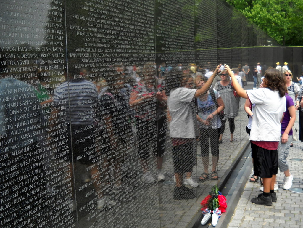 Cold War Air Museum: Vietnam Veterans Memorial