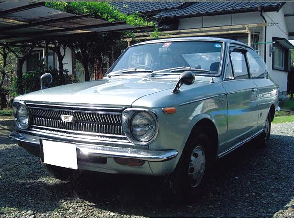 NINJA GARAGE: 1969 TOYOTA COROLLA