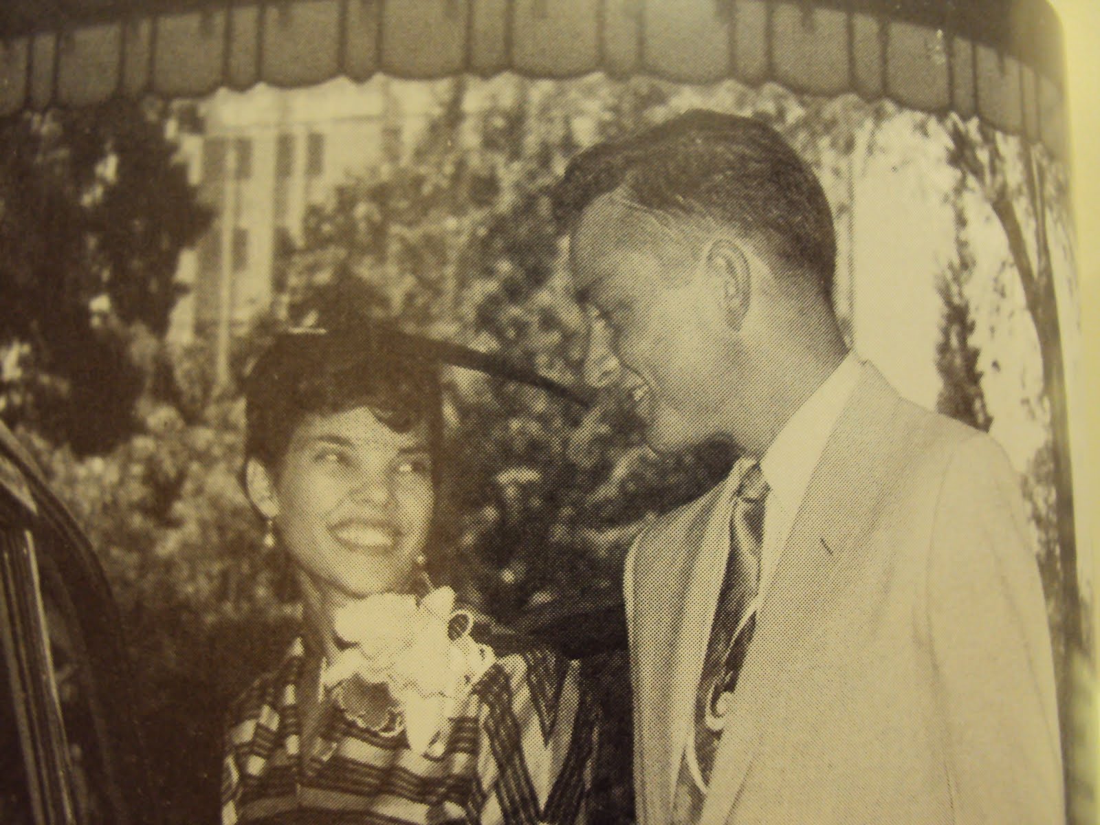 alice in bloggerland: ....Johnny and Vivian Cash....