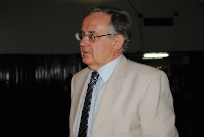 Visita del Doctor John McCombie a la ESE