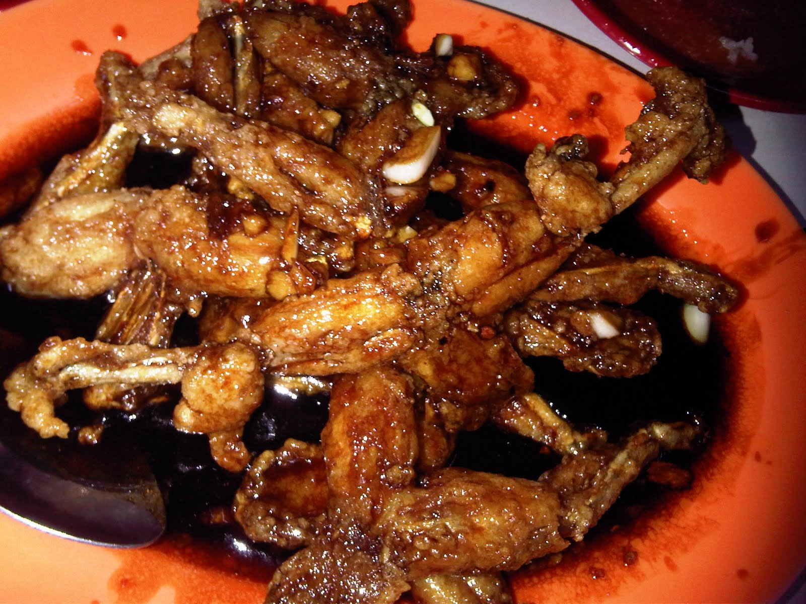 Grisellious: Kuotie panggang dan Kodok goreng mentega di Taman Ratu ...