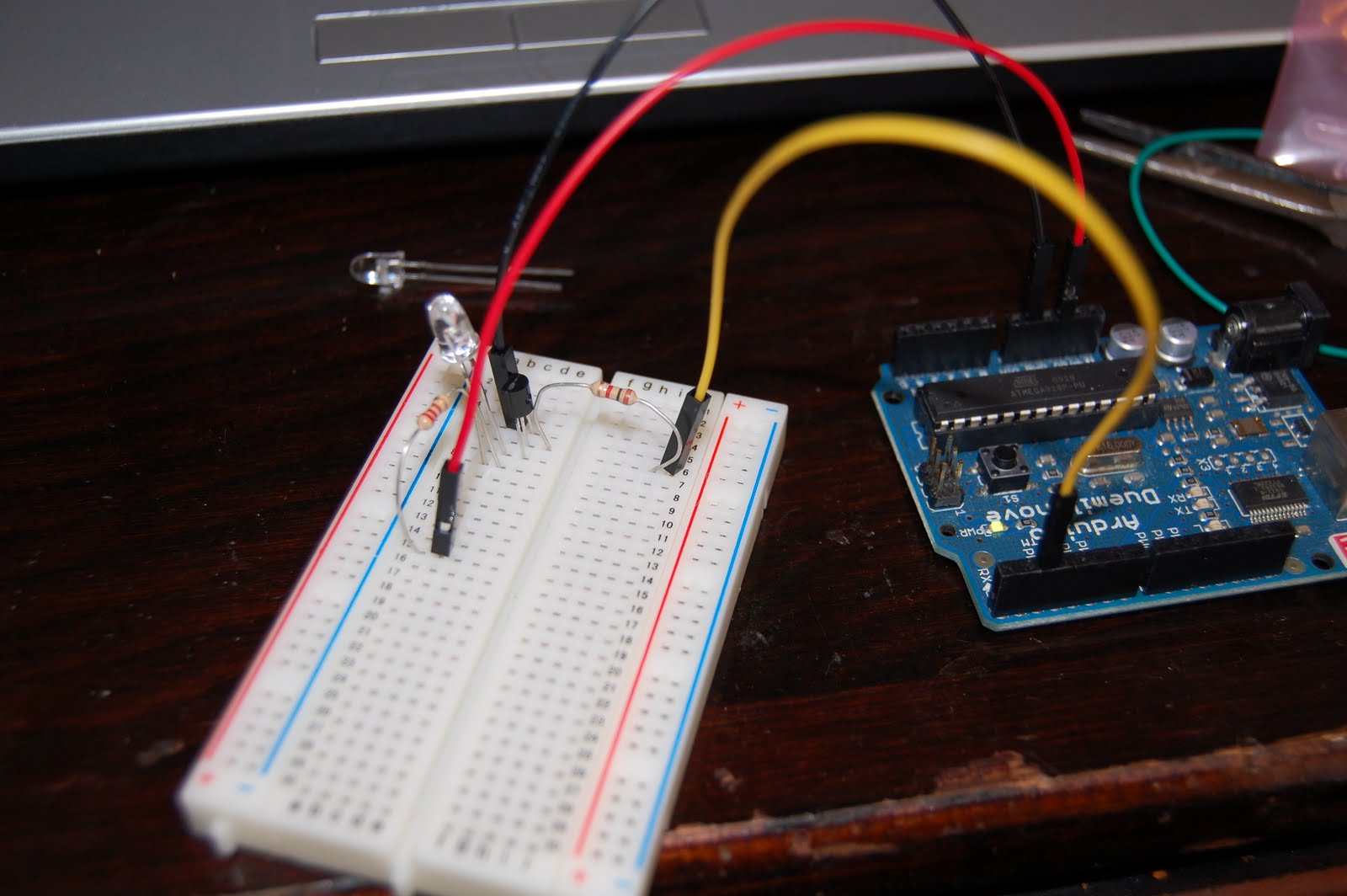 Art and technology research (arduino): Transistor switch