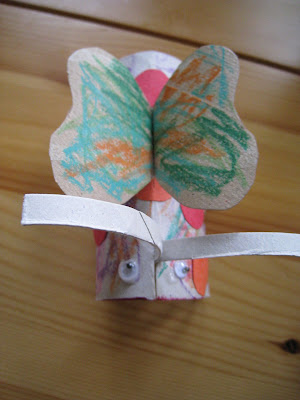 4 Crazy Kings: Paper Tube Bugs