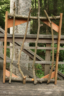 The Öko Box: Rustic Fence Gate From Wood Scraps