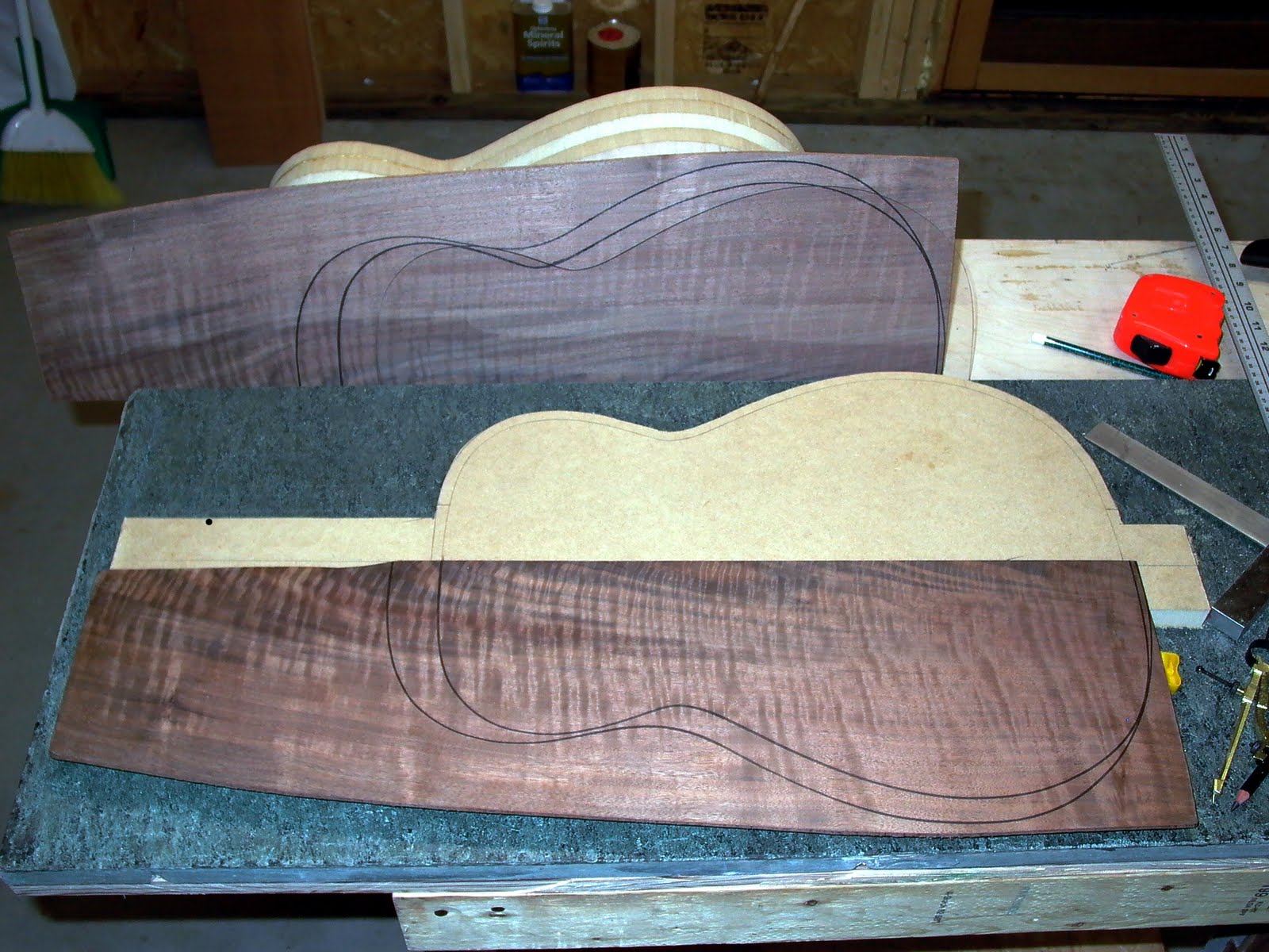 ThreeQuartersLeft: Guitar forms and jigs