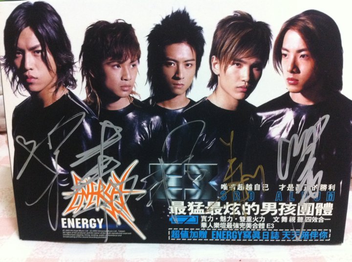 Taiwan,Korea, SG Artistes' Dramas, Albums,posters,books: Taiwan and HK ...