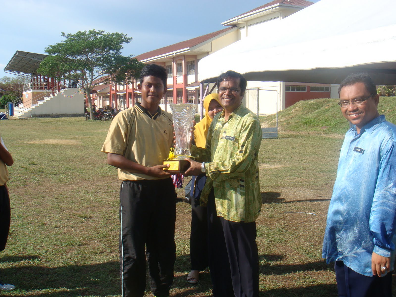 Kokurikulum SBP: SBPI SABAK BERNAM UNGGULI KEJOHANAN SOFBOL