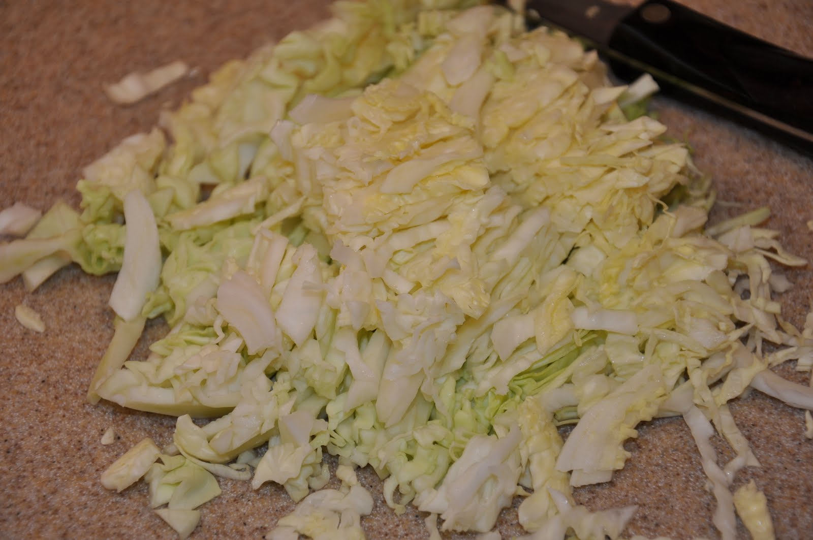 The Changeable Table: Oriental Cabbage Toss Up - time for a Ramen break.