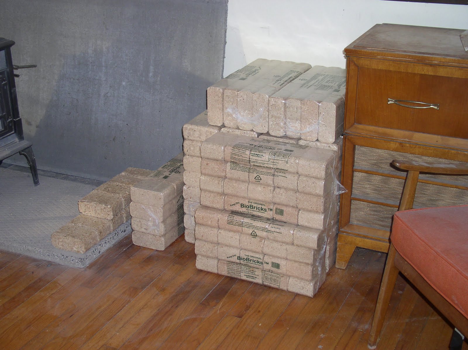 Brett Talks Tech: The Original BioBricks - Pictures