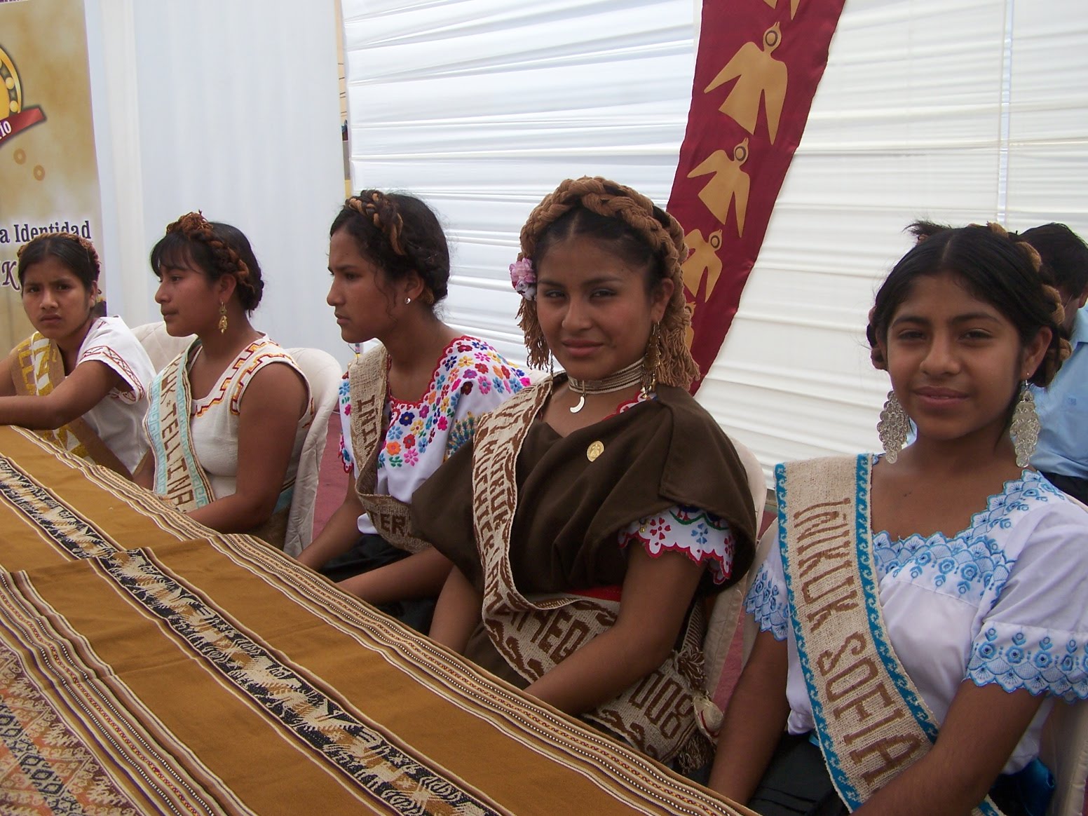 EL PUEBLO MUCHIK AÚN VIVE