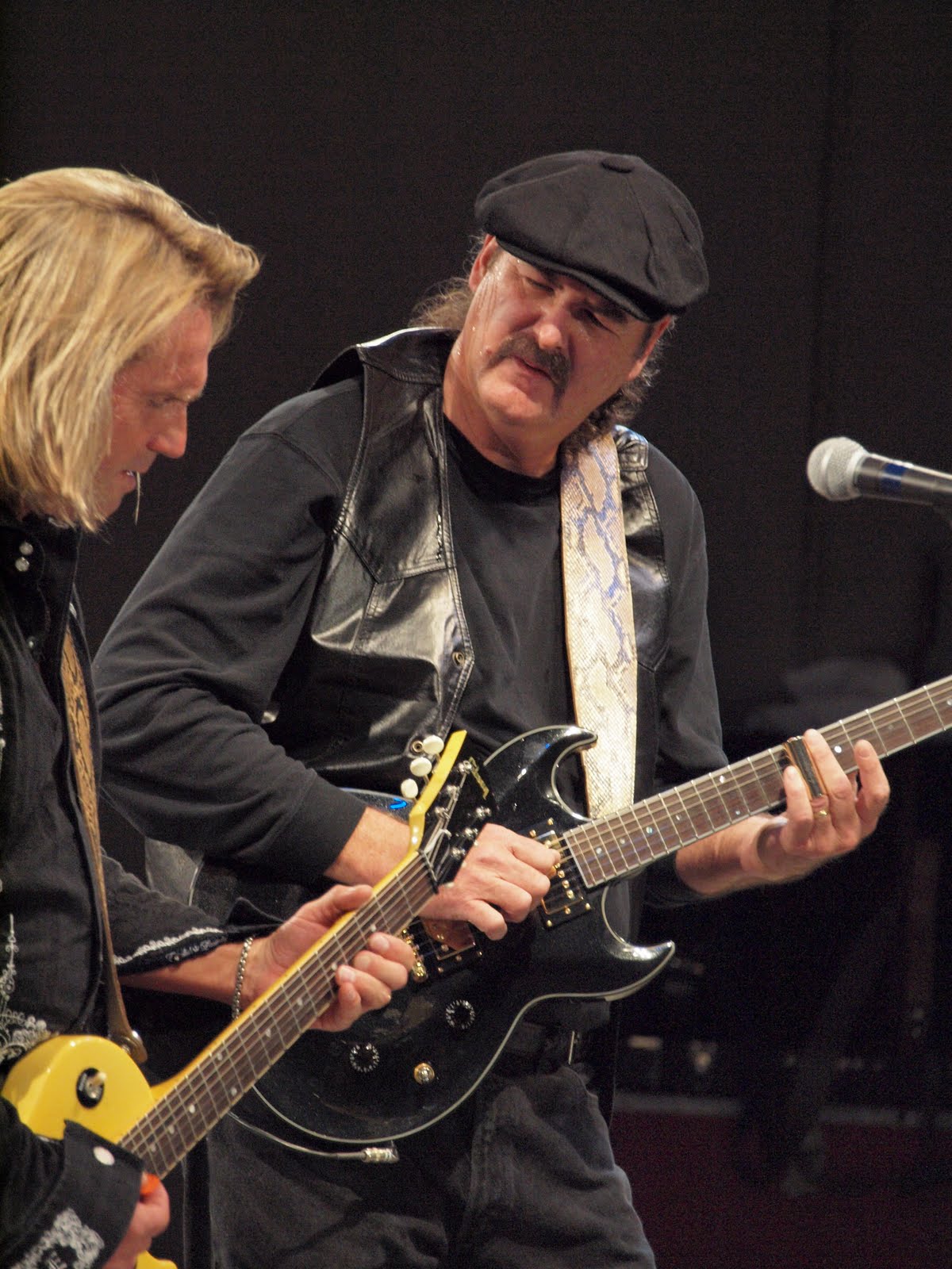 backup american blues news: Pittsburgh: Roger Earl Interview by Monica ...