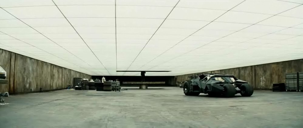 Kyality: a blog about music, movies, tv, cars and design: Gotham Garage.