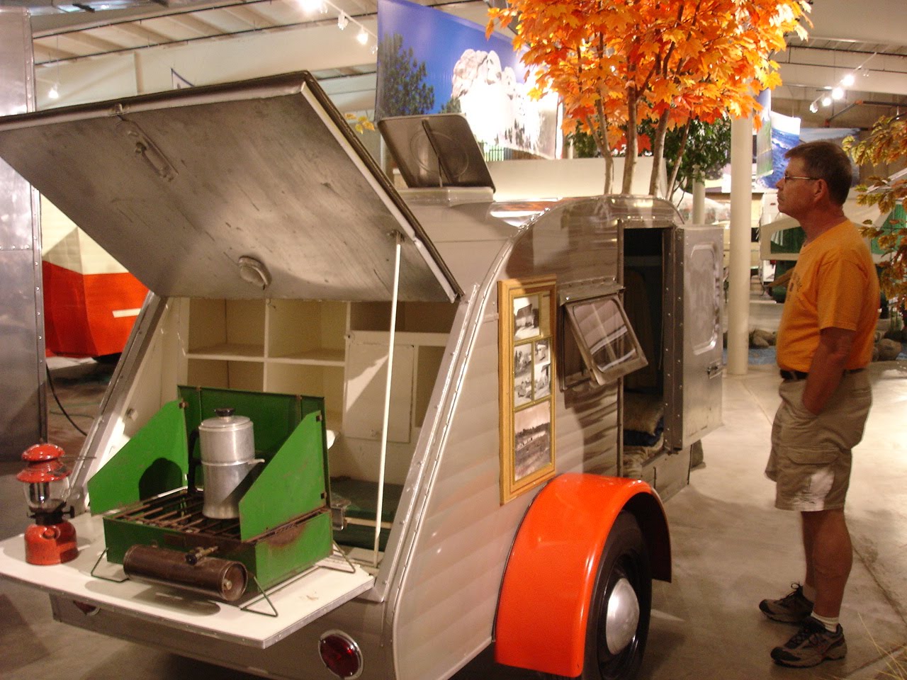 Reet On the Road: RV Hall of Fame Museum and Library, Elkhart, IN