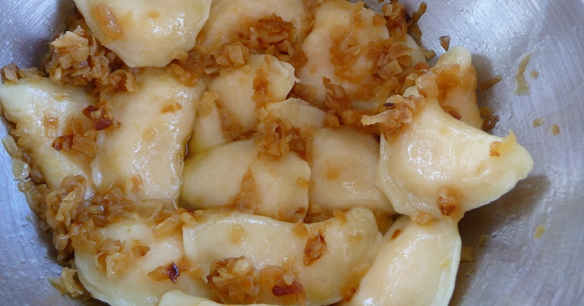 LittleRedSaid.......: Pyrohy Making with Mom