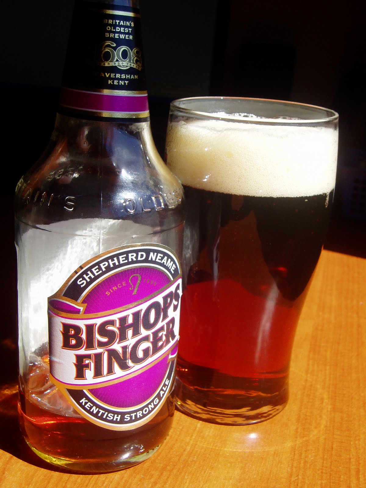 Hipos Urinatum, blog de cervezas: Bishops Finger Kentish Ale