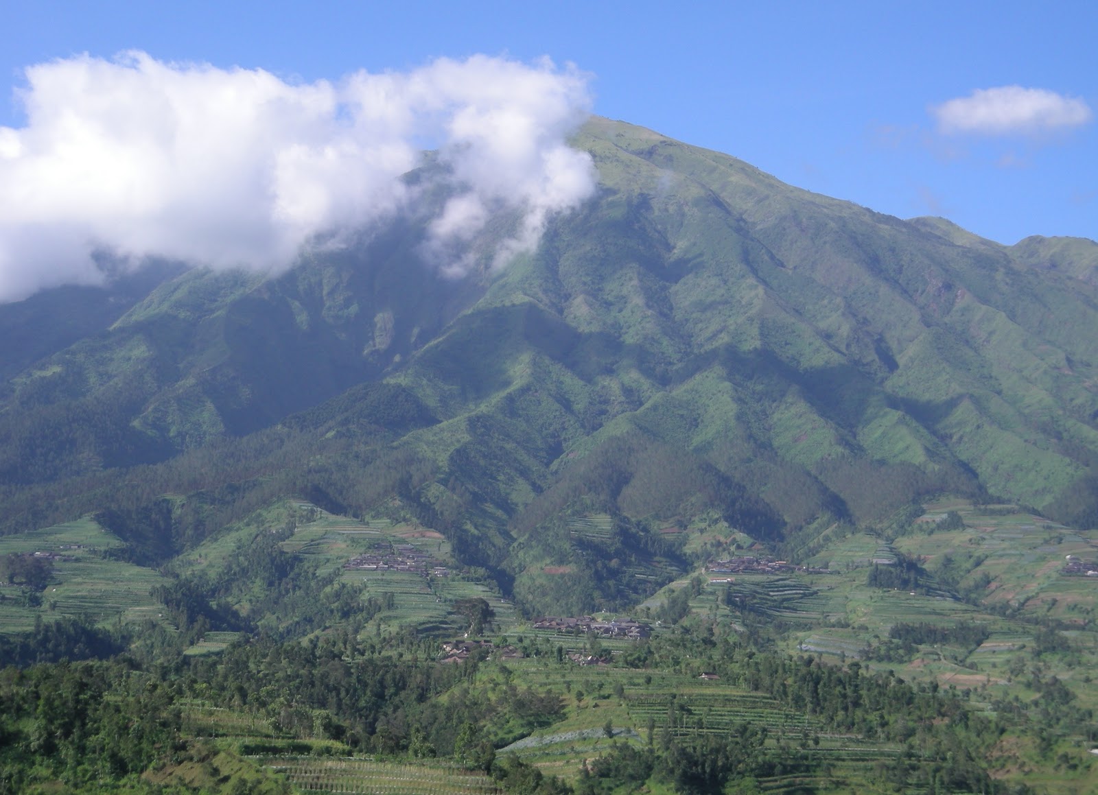 AMAZING INDONESIA: SELO PASS & KETEP PASS