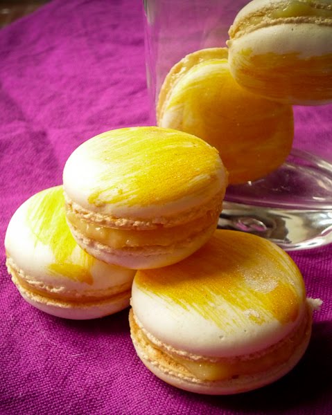 Macaron Fetish: Coco-Passion Fruit Macaron