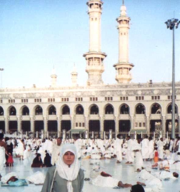 A traveller's reflection: Saudi Arabia 1992: Makkah - Our First Hajj ...