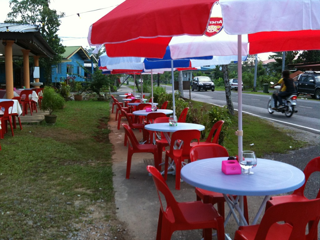 WELCOME TO PANDANG SARI CAFE